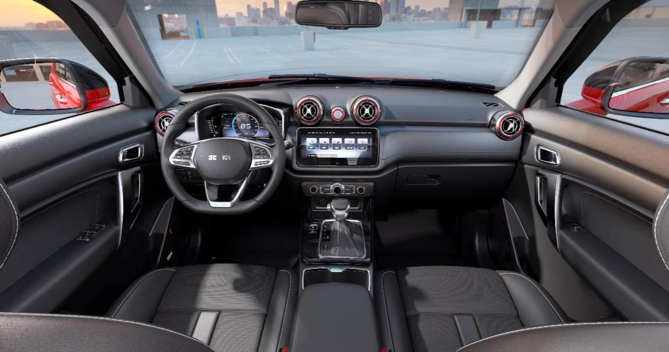 北京越野BJ30 /入门级硬派SUV，11月18日开启预售 - 油门到底