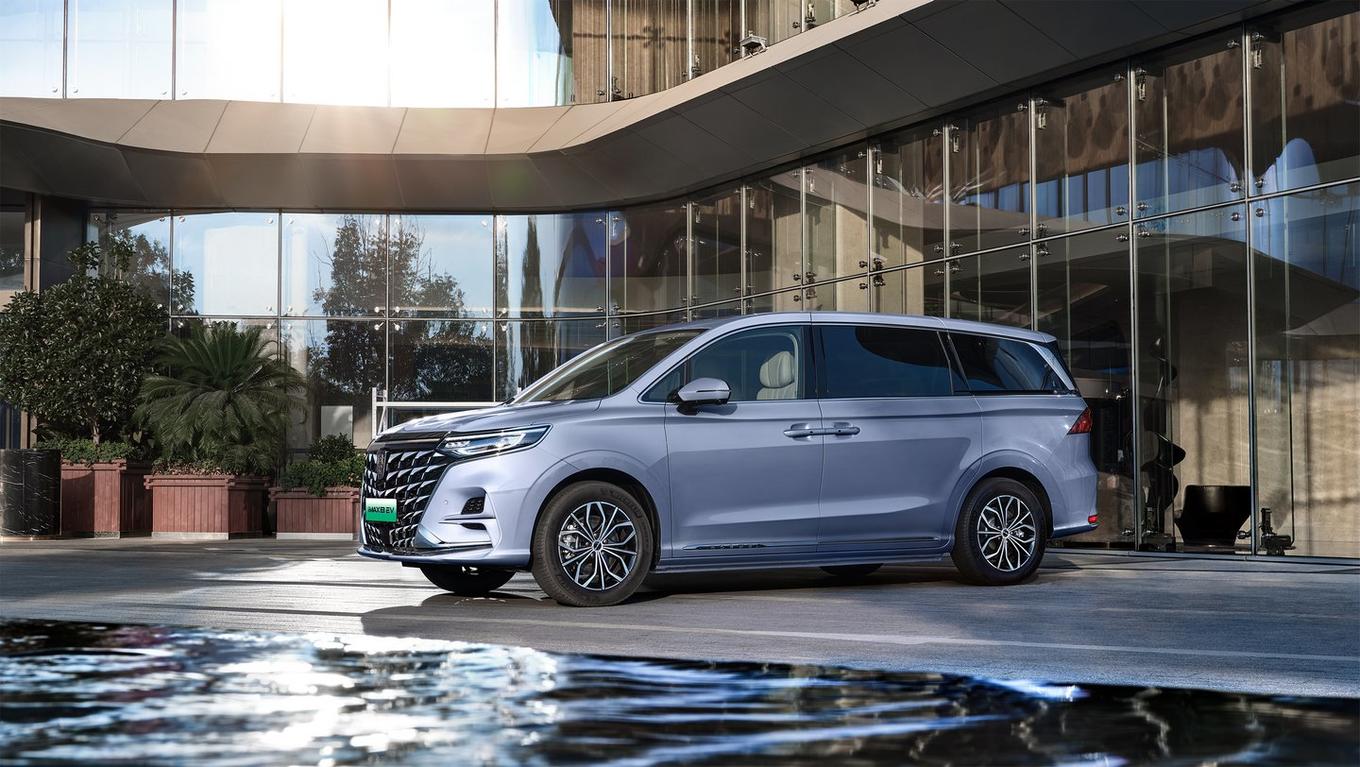 荣威打造纯电豪华MPV，iMAX8 EV补贴后25.98万元起售 - 油门到底